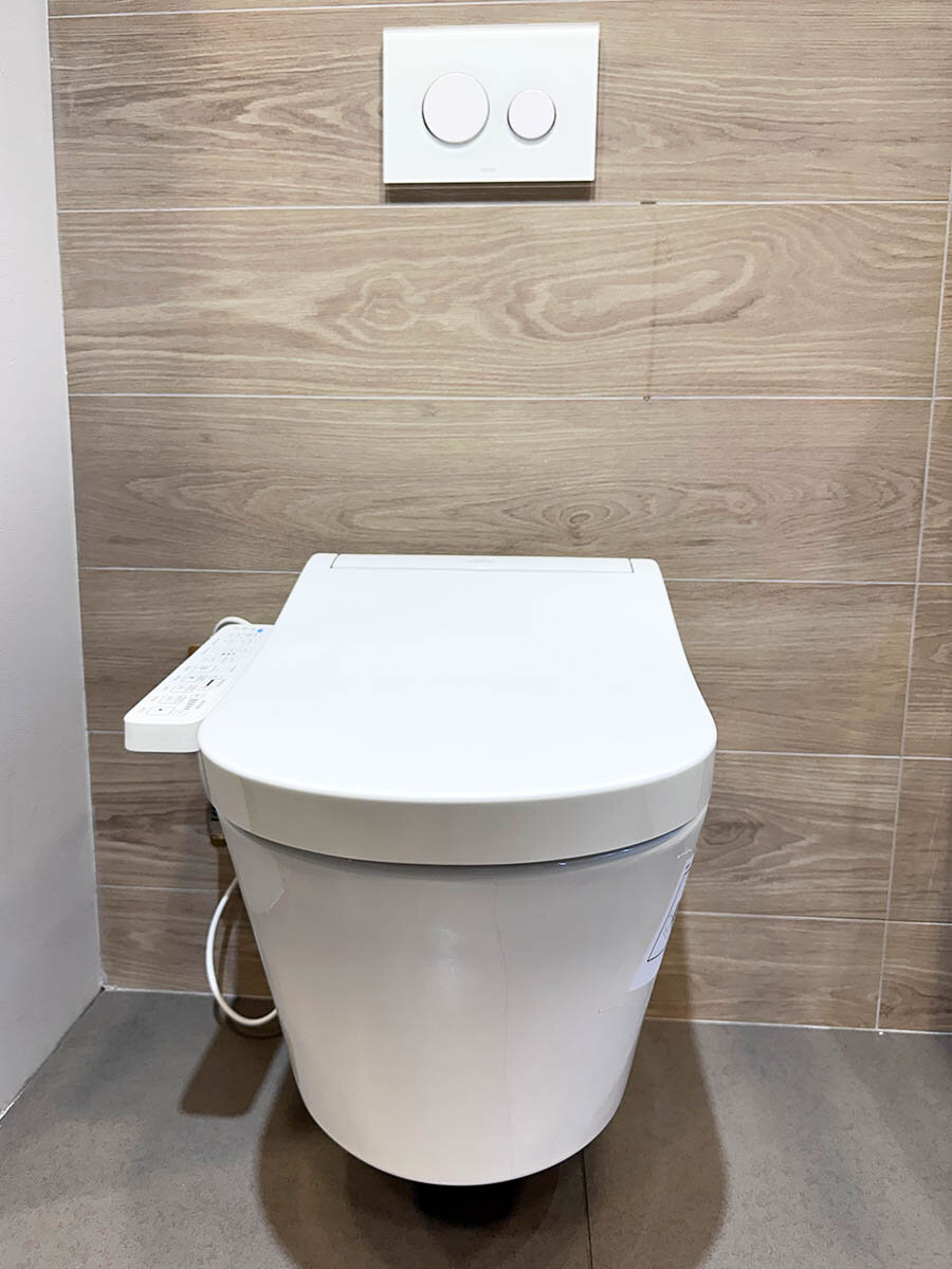 Электронный, подвесной унитаз TOTО CW553+TCF33320, безободковый, смыв торнадо, с крышкой биде и пультом ДУ