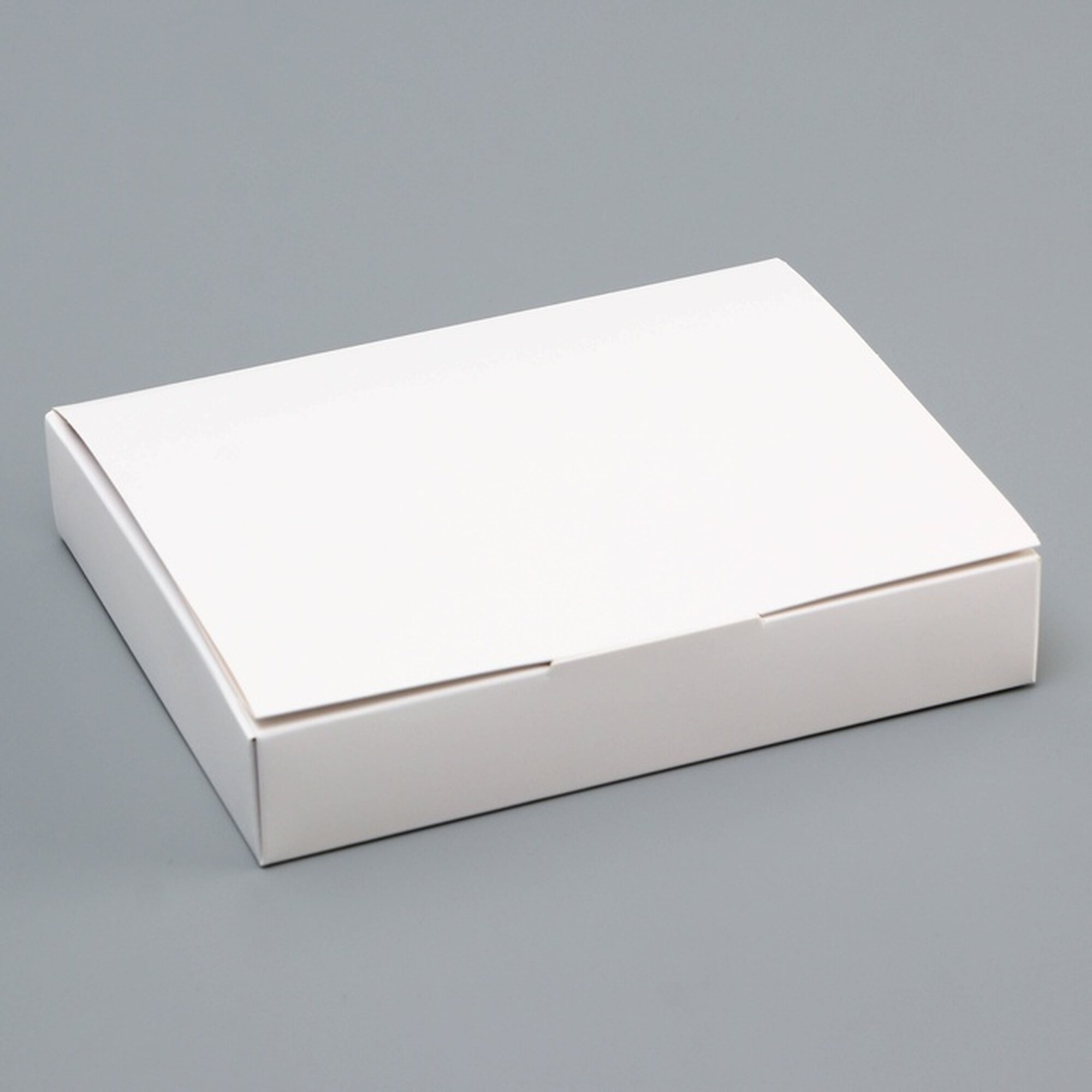 Коробка Upak Land, для конфет, с откидной крышкой, белая, 12 секций, 19x15x3,5 см