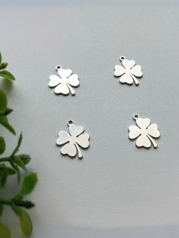 Подвеска Клевер (4 шт.). Латунь, родий. Корейская фурнитура для бижутерии, украшений
