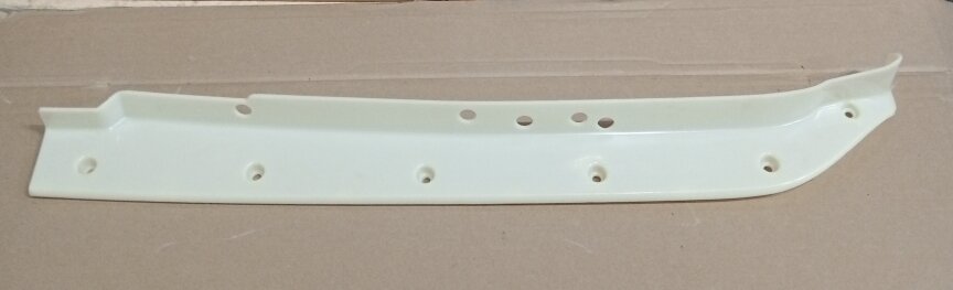 Панель бампера боковая правая Sitrak C7H MAX (O.E.M Аналог)