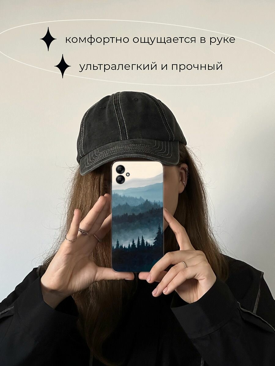 Чехол на Samsung Galaxy A04e / Самсунг A04e с принтом "Туманные горы" — фото 1