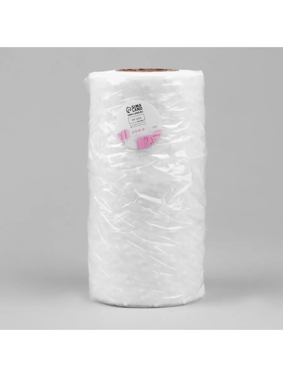 Изящный белый фатин с горошком