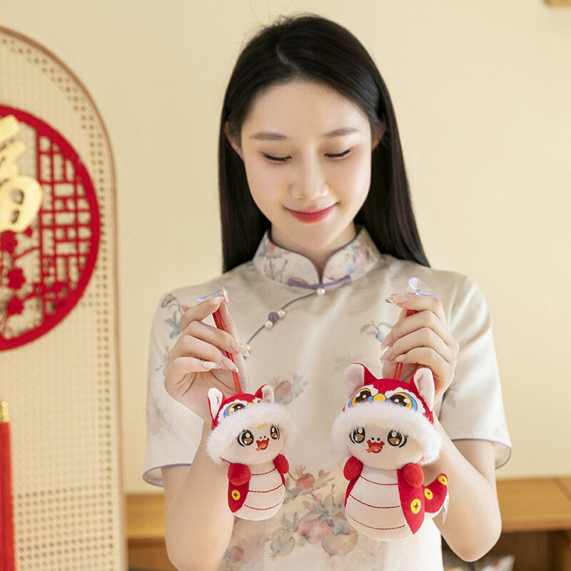 Мягкая игрушка-талисман 2025 года Змеи, кукла, символизирующая Новый год, благоприятный подарок.