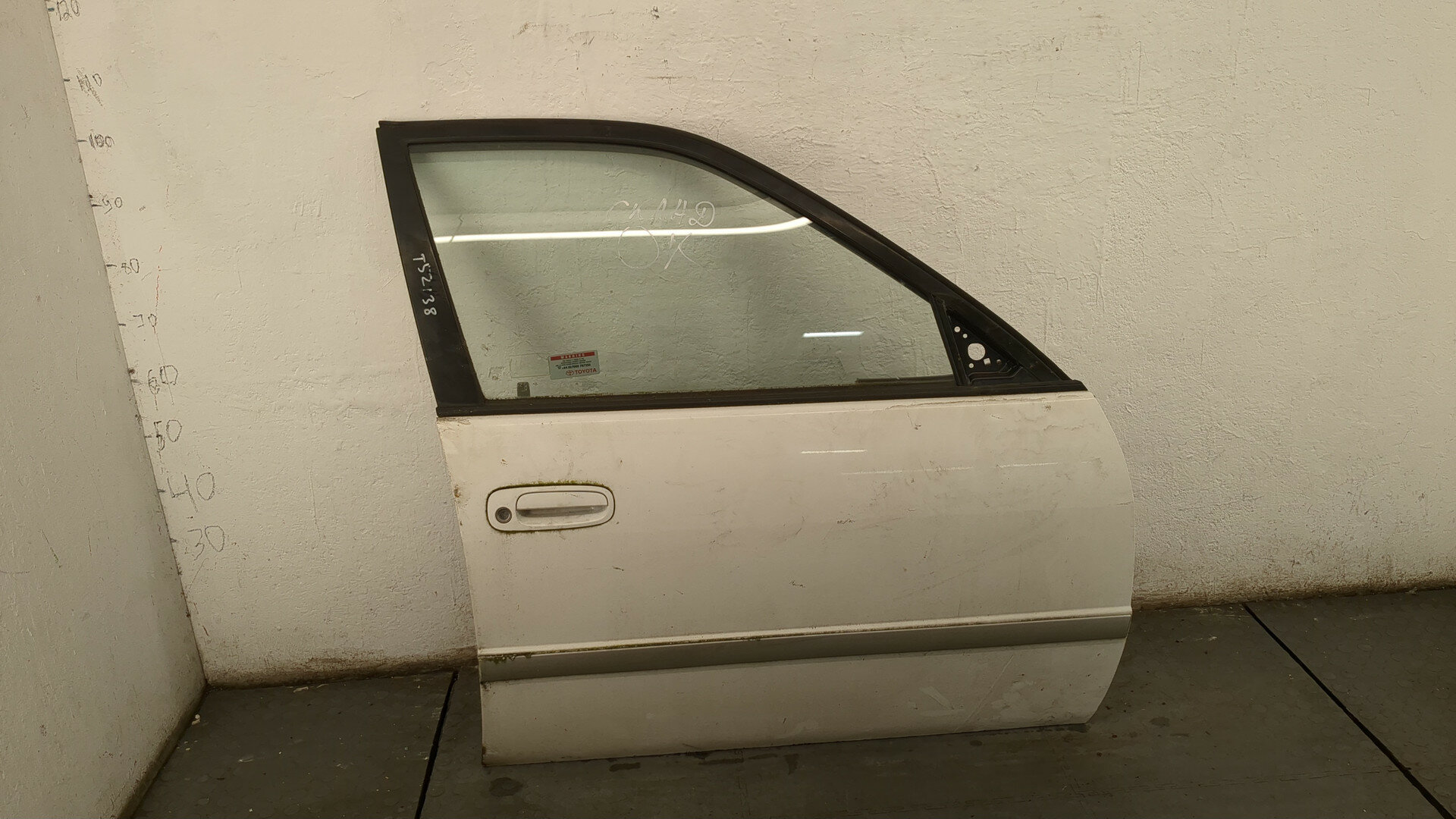 Дверь боковая (легковая) правая передняя Toyota Corolla E11 Б/У