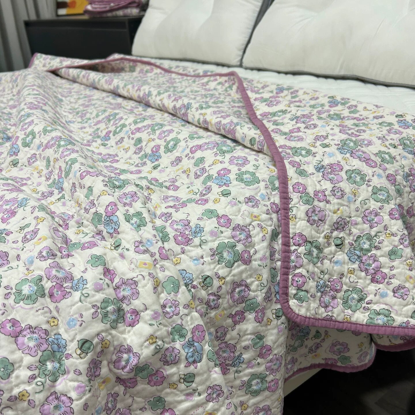 Двустороннее хлопковое покрывало для односпальной кровати, 150x210 см, пурпурный цветочный дизайн, легкое и комфортное