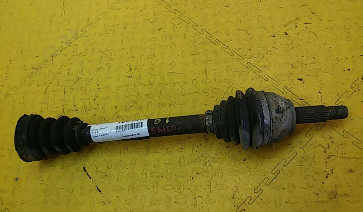 Полуось передняя (привод) Focus I Ford 1345864