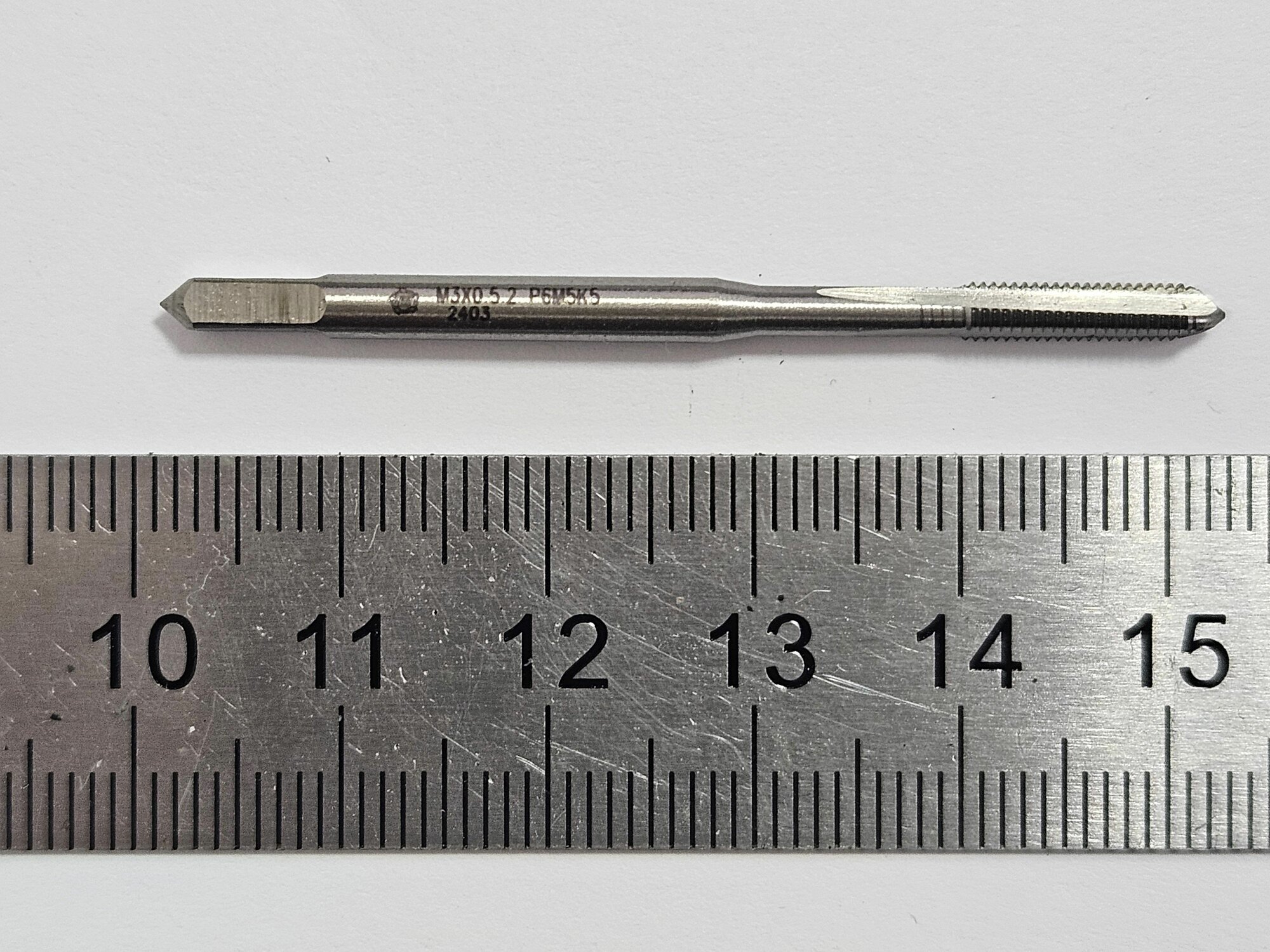 Метчик м/р М3х0,5 Р6М5К5 с кобальтом