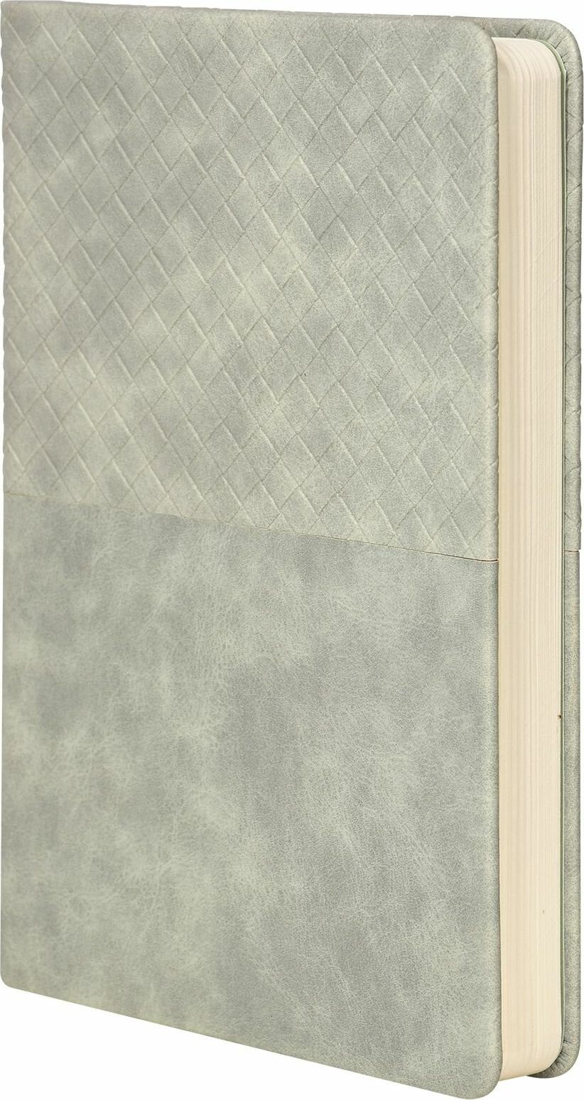 Ежедневник недатированный в линейку A5 136 л INFORMAT