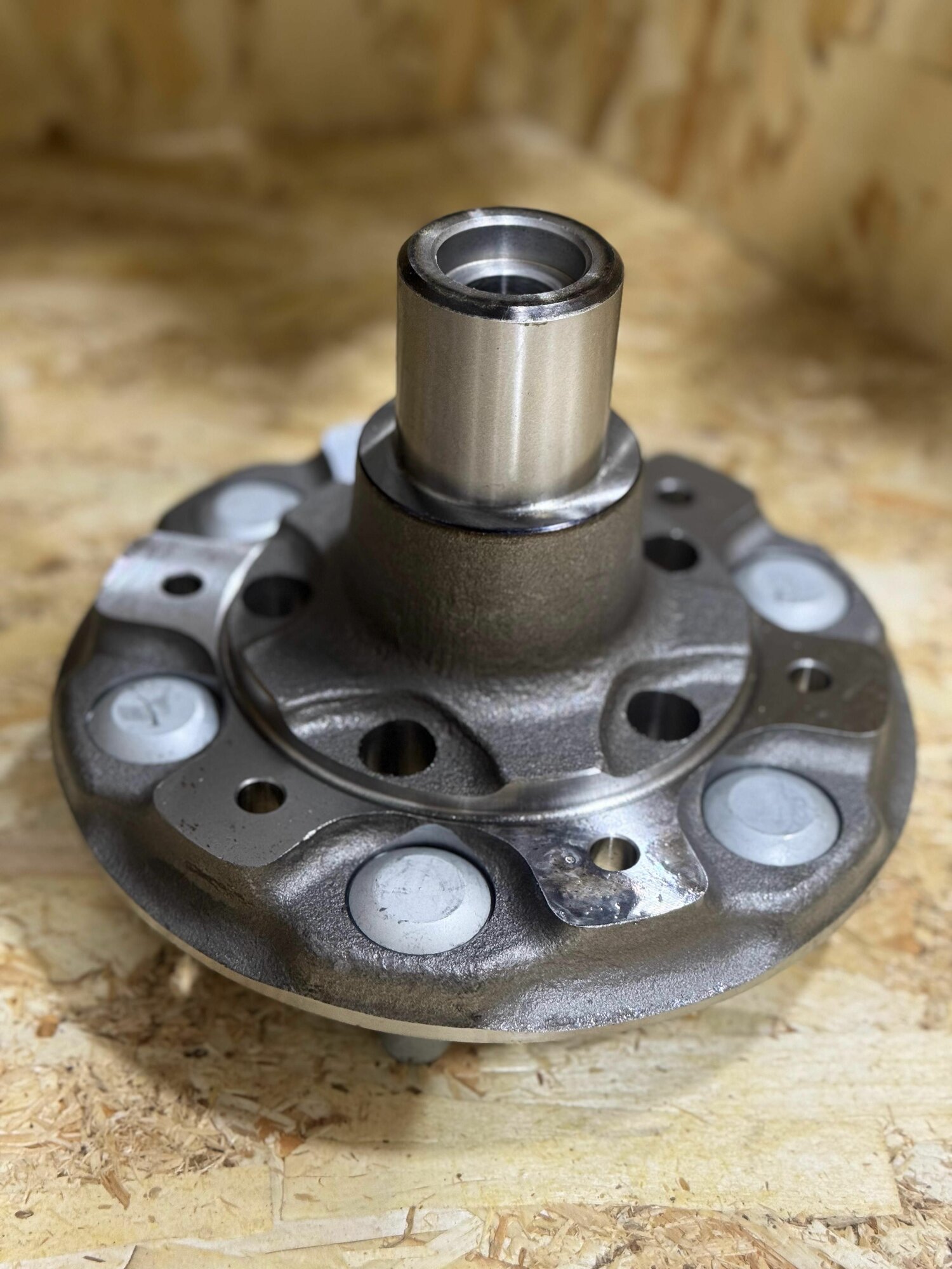 Ступица Next передняя с болтами А21R23-3103013