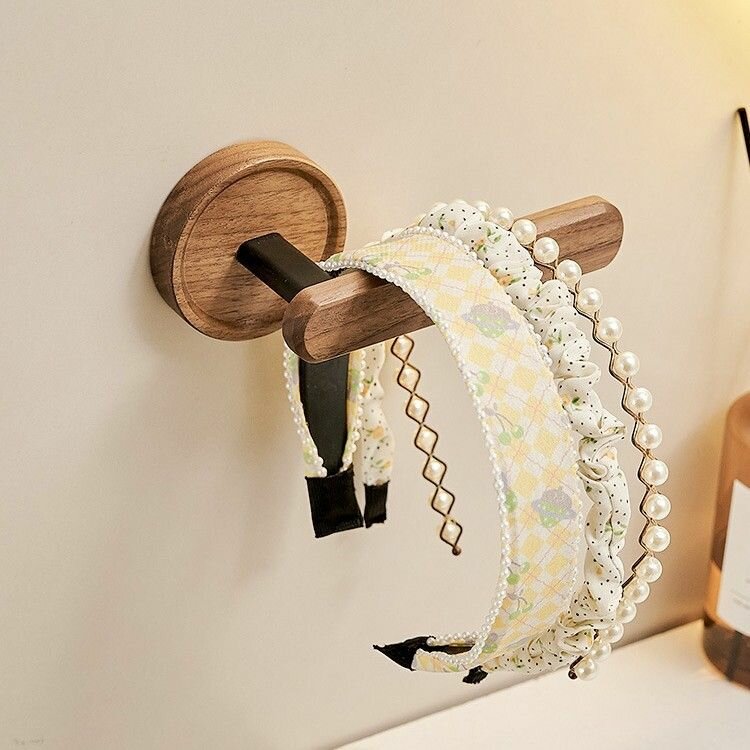 Настенный Крючок для Резинок Орех Резьба в Славянском Стиле, Высокопрочный Клейкий Слой (Глубина 1.5 см)1PCS