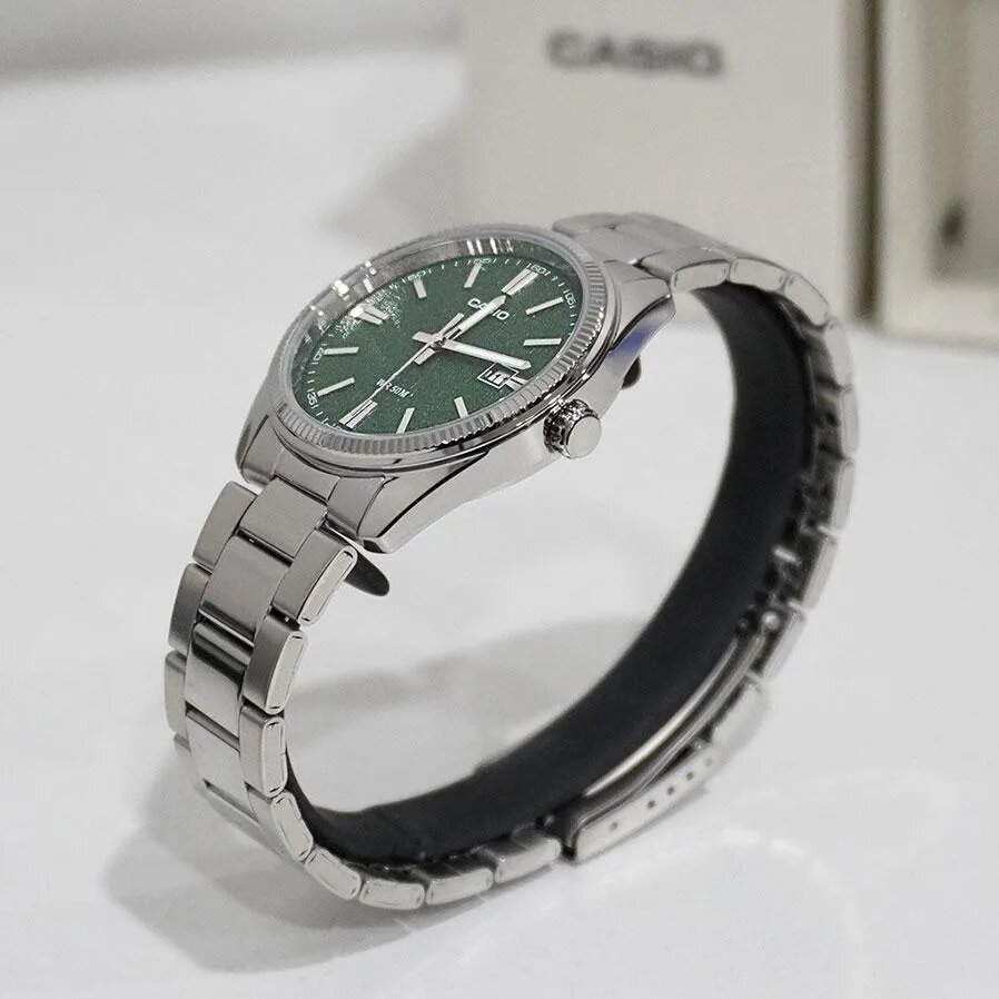 Наручные часы CASIO Collection, зеленый, — фото 1