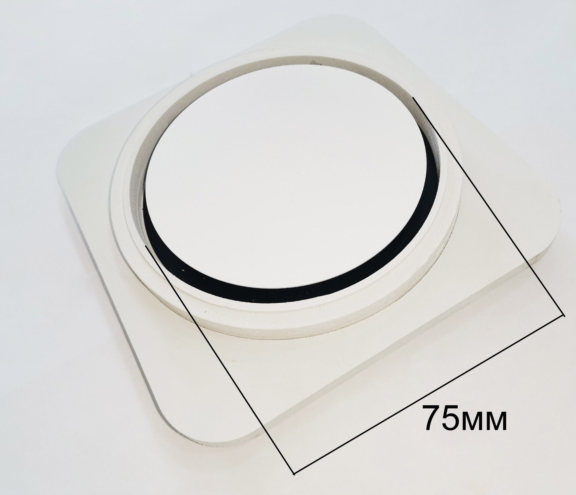 Теневая вытяжка для натяжных потолков без клапана круглая Диаметр видимой части 75 мм (вентилятор не устанавливается) (№108)