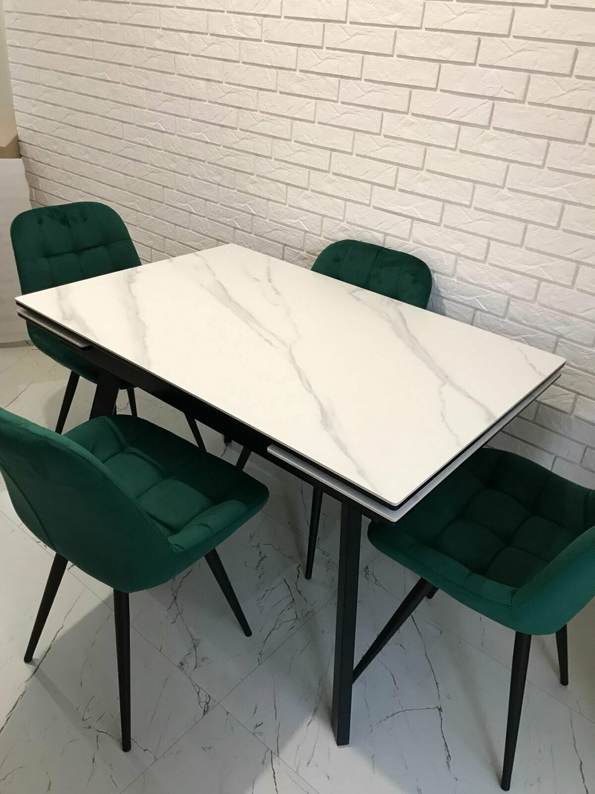 Стол кухонный из керамогранита "Рокси" 1200мм К3 на черных ногах