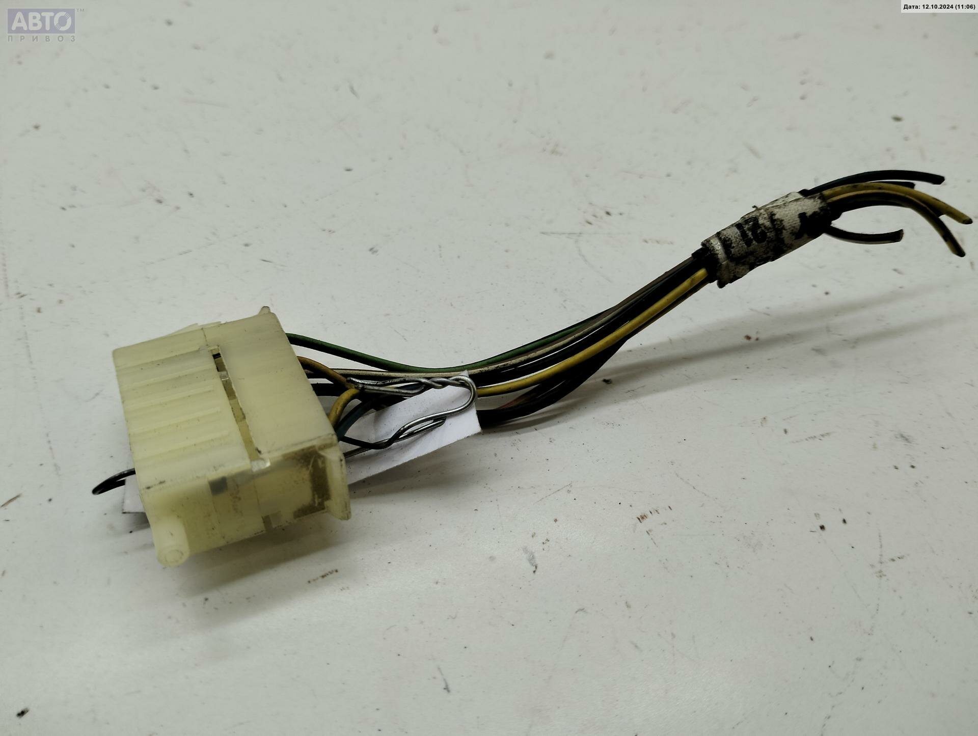 Разъем (фишка) проводки Volkswagen Passat B4