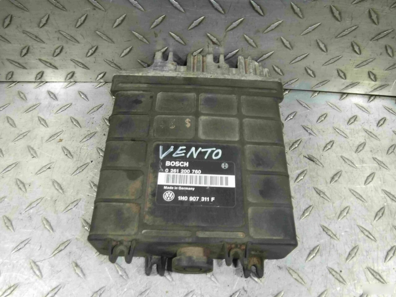 Блок управления двигателем Volkswagen Golf Mk3 (1991—2000) 1H0907311F