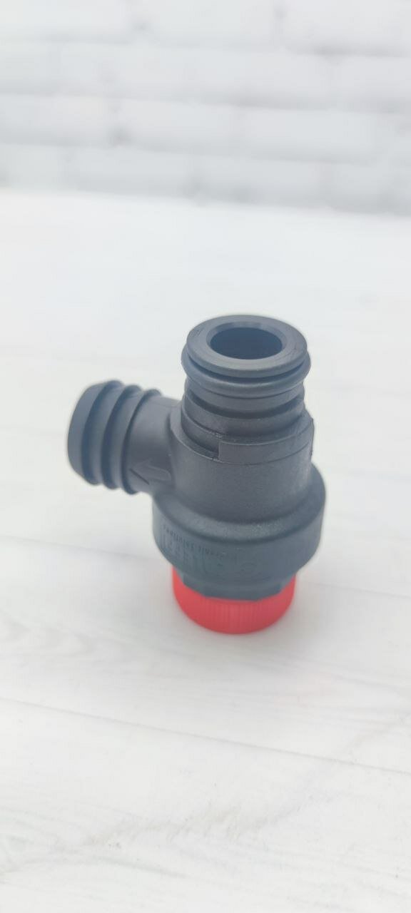 Предохранительный сбросной клапан 3 бар тип CALEFFI под клипсу