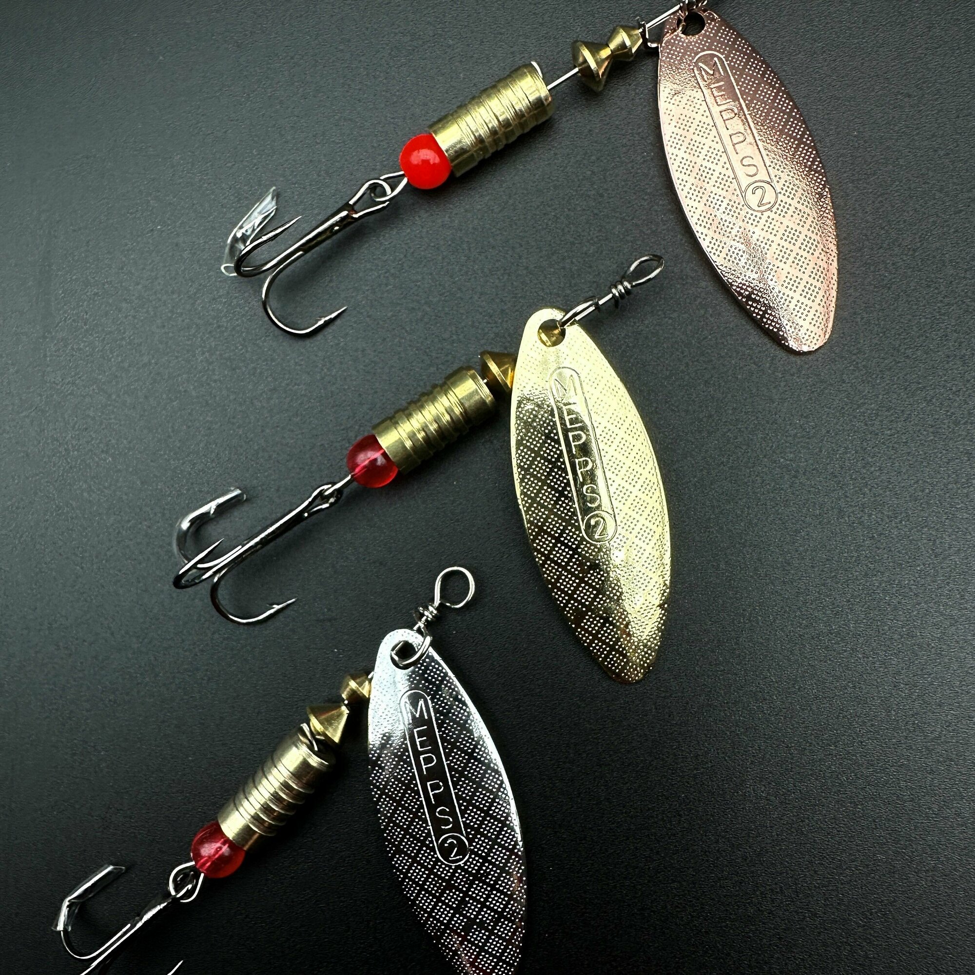 Набор блесен 3 шт. Mepps Aglia Long 2 вертушек для рыбалки на на окунь, щуку, голавль, судак, берш