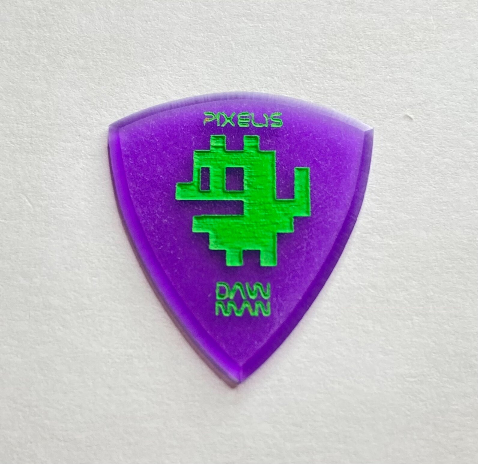 Медиатор DAW MAN Pixel, HYBRID-P, 1.5 мм, 1 шт