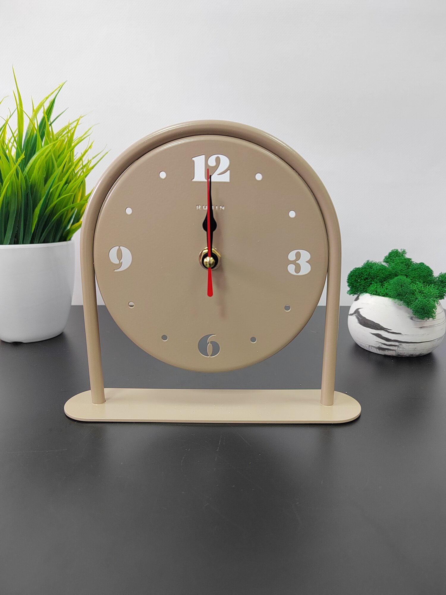 Часы настольные новинка! металл, открытая стрелка, в комплекте батарейка АА"Классика" Рубин 1816-002 (10)