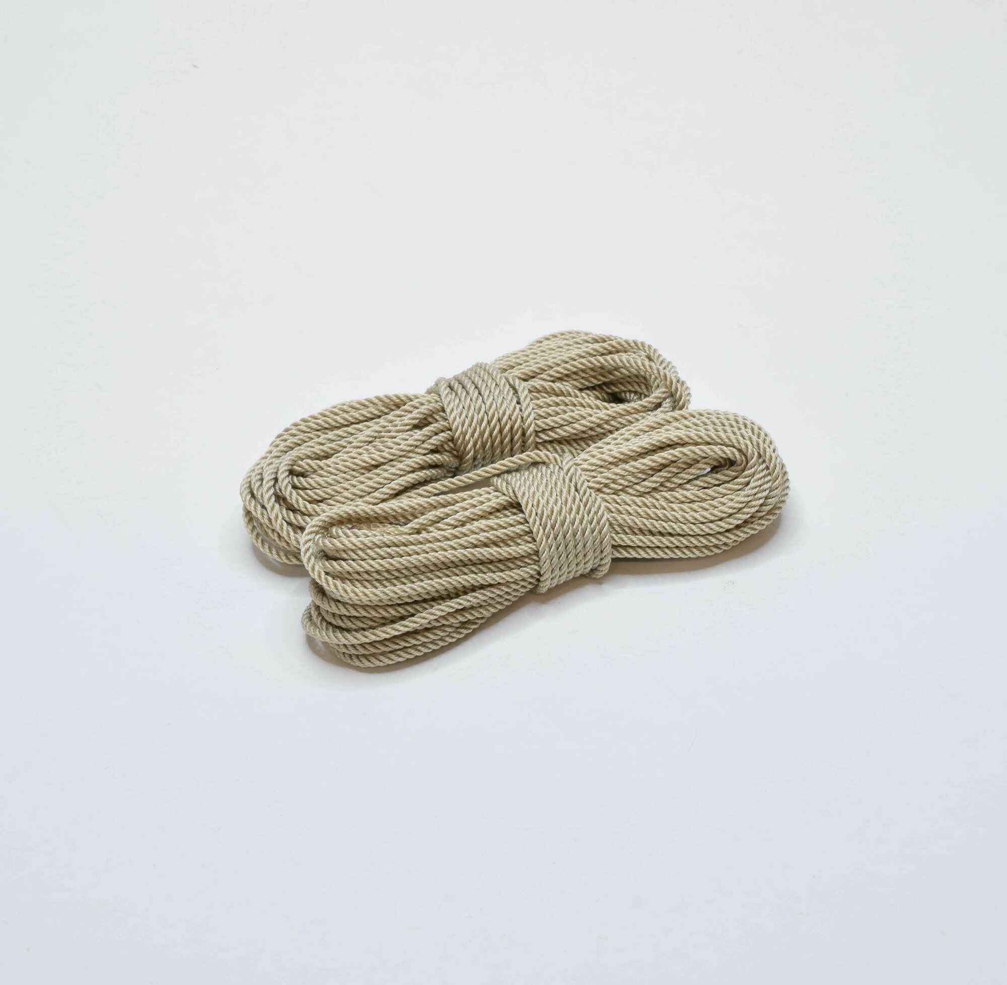 Канат для такелажа сборной модели корабля, цвет "Серый" 1мм. длина 5м. (2шт.)