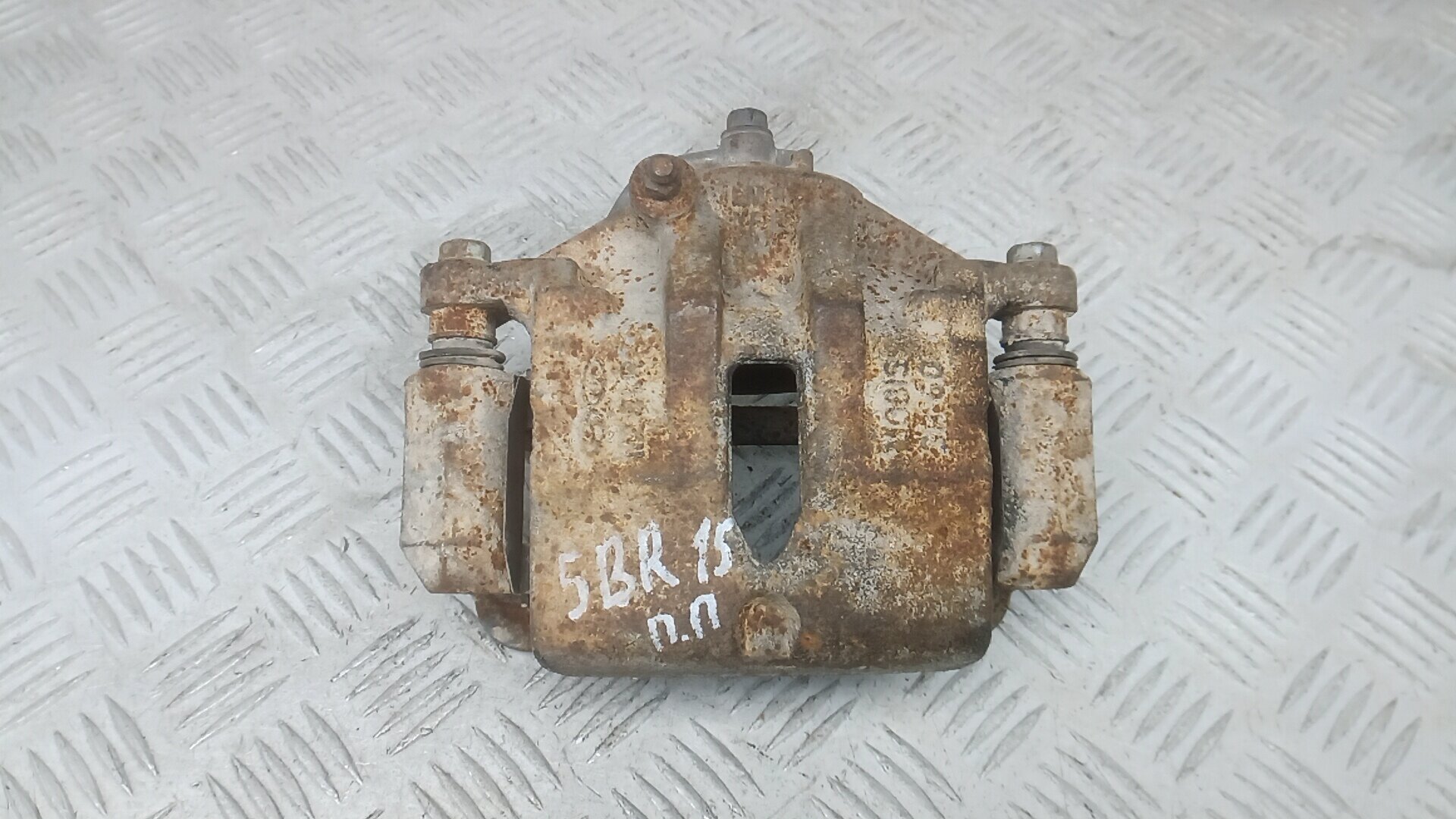 Суппорт тормозной передний правый HYUNDAI IX35 1, Номер 581302Y050, 581902YA50