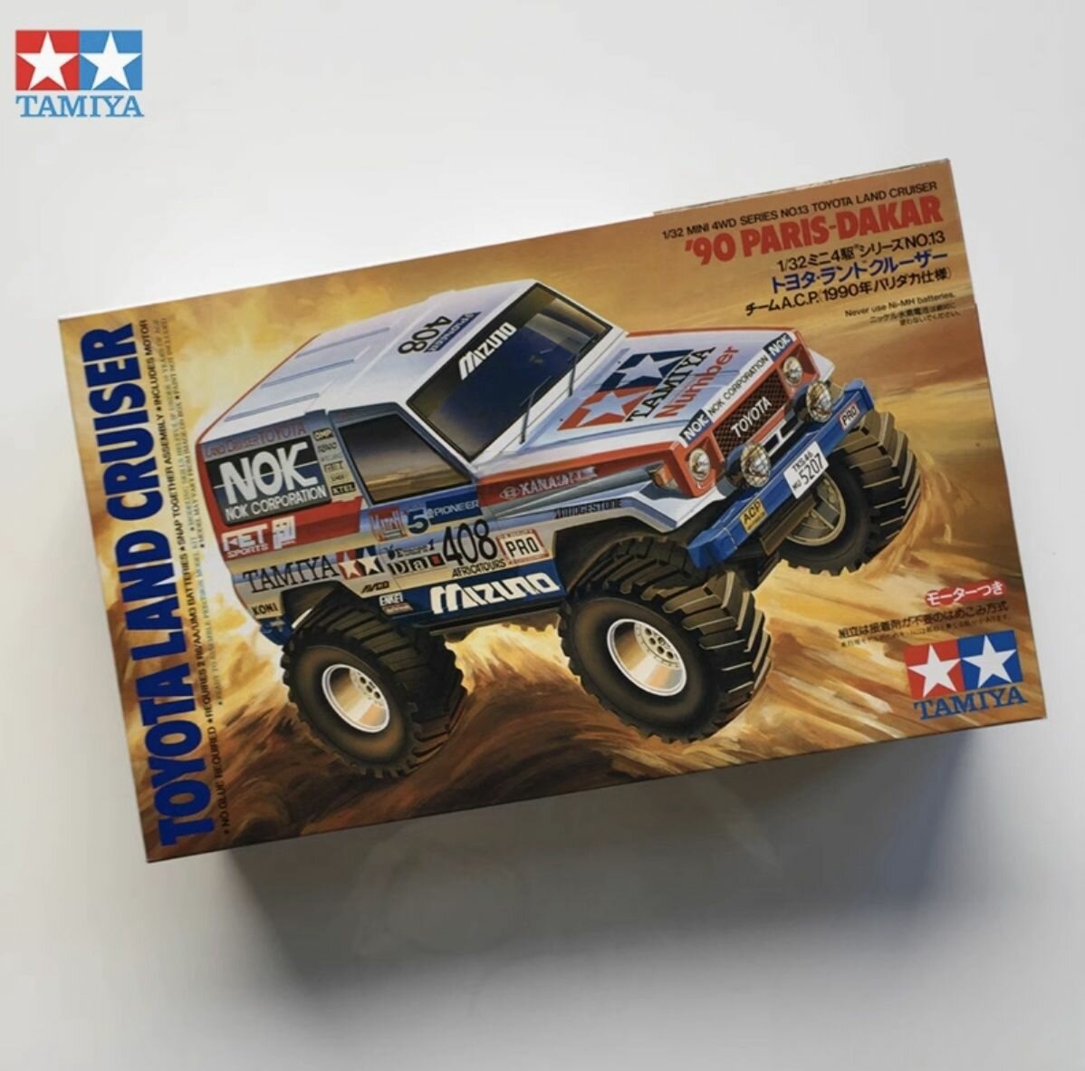 Tamiya 19013 1/32 LAND CRUISER 1990 Paris Dakar Модель автомобиля