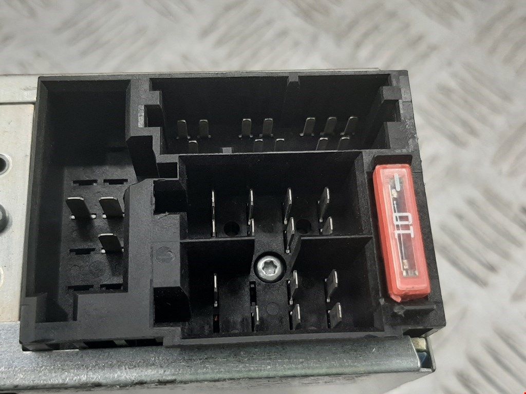 Магнитола / 701856 7647383318 281859U00A для Nissan Note (с пробегом)