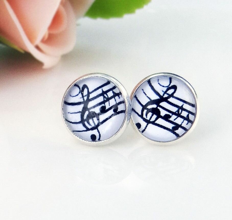 Серьги пусеты, стекло