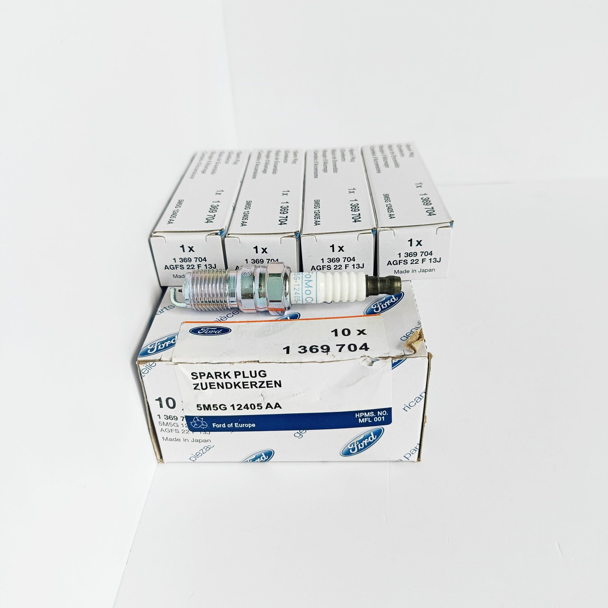 Свечи зажигания 4 шт. 1369704 Ford Focus Galaxy Mondeo C-MAX S-MAX Maverick / Mazda, Volvo