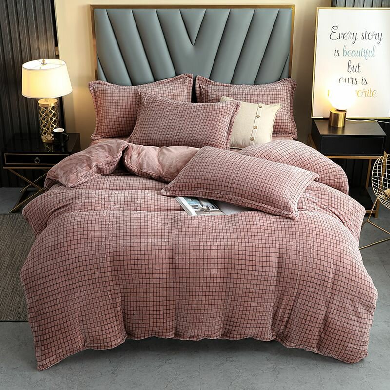 Комплект кровати из четырех предметов 2-х спальное 200х230 см, зимнее -hz