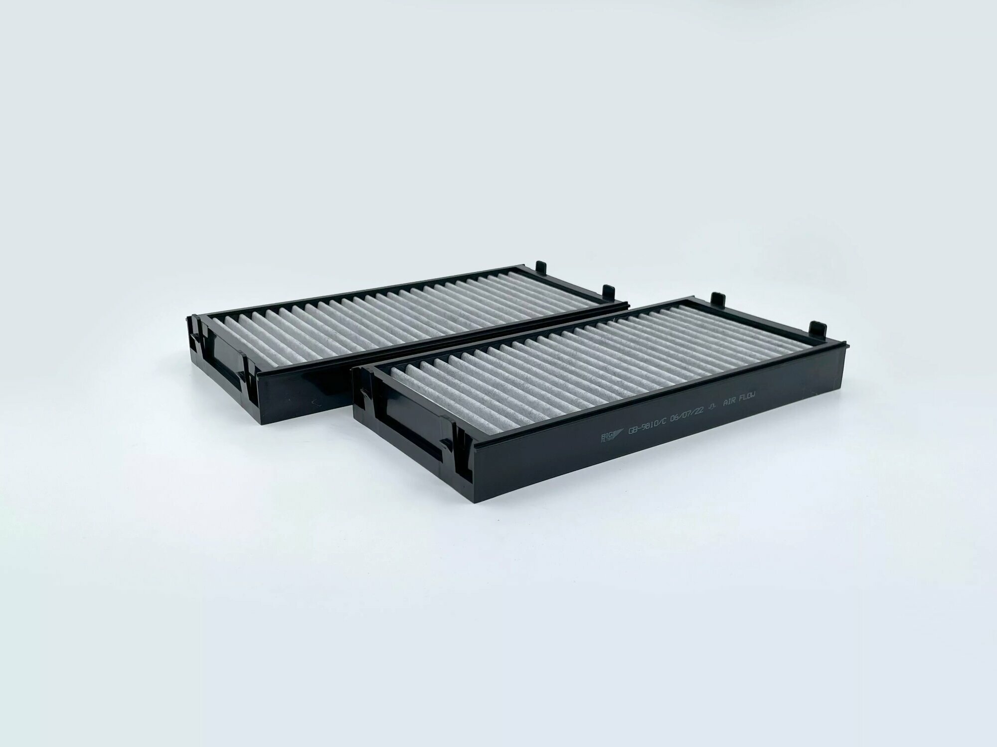 Фильтр салонный BMW X5 (E70) 06-13, X5 (F15) 13-18, X6 (E71) 08-14, X6 (E72) 14-19 (кмп 2 шт.) угольный (BIG FILTER)