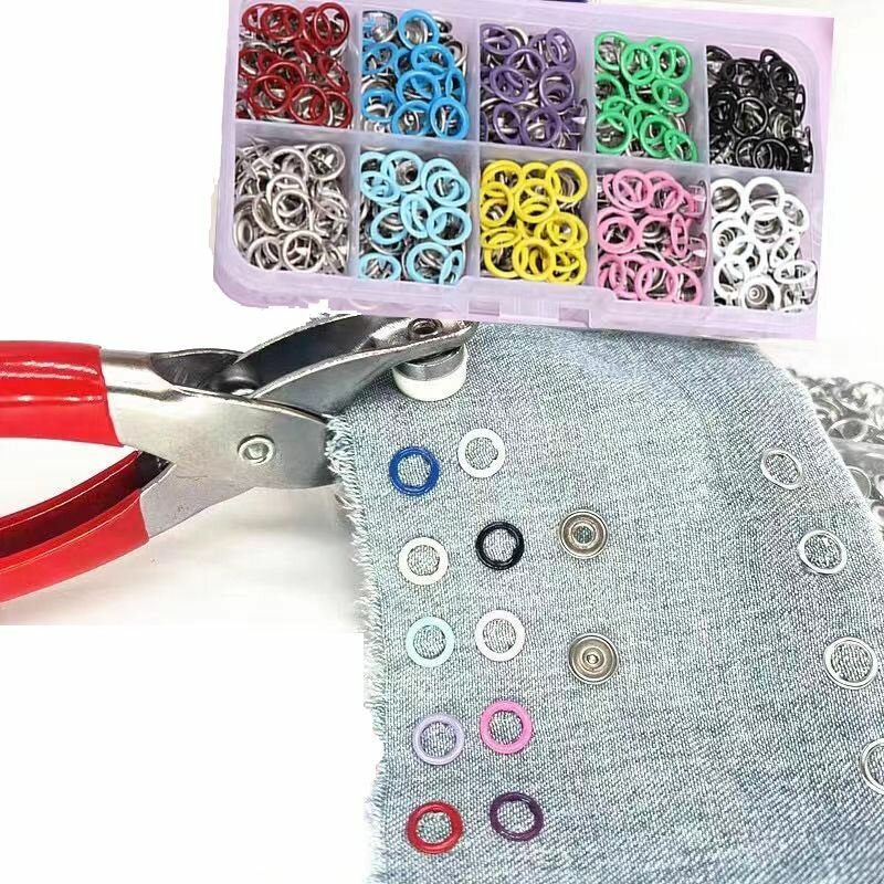 Набор 150 шт трикотажных кнопок цветных для одежды с установщиком / 9,5 мм, набор установочных кнопок для шитья и рукоделия