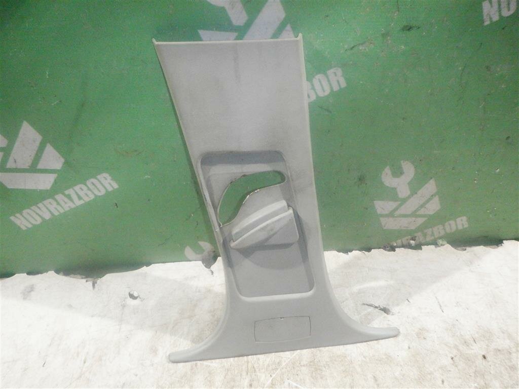 Обшивка стойки Ford Focus 2 05-08