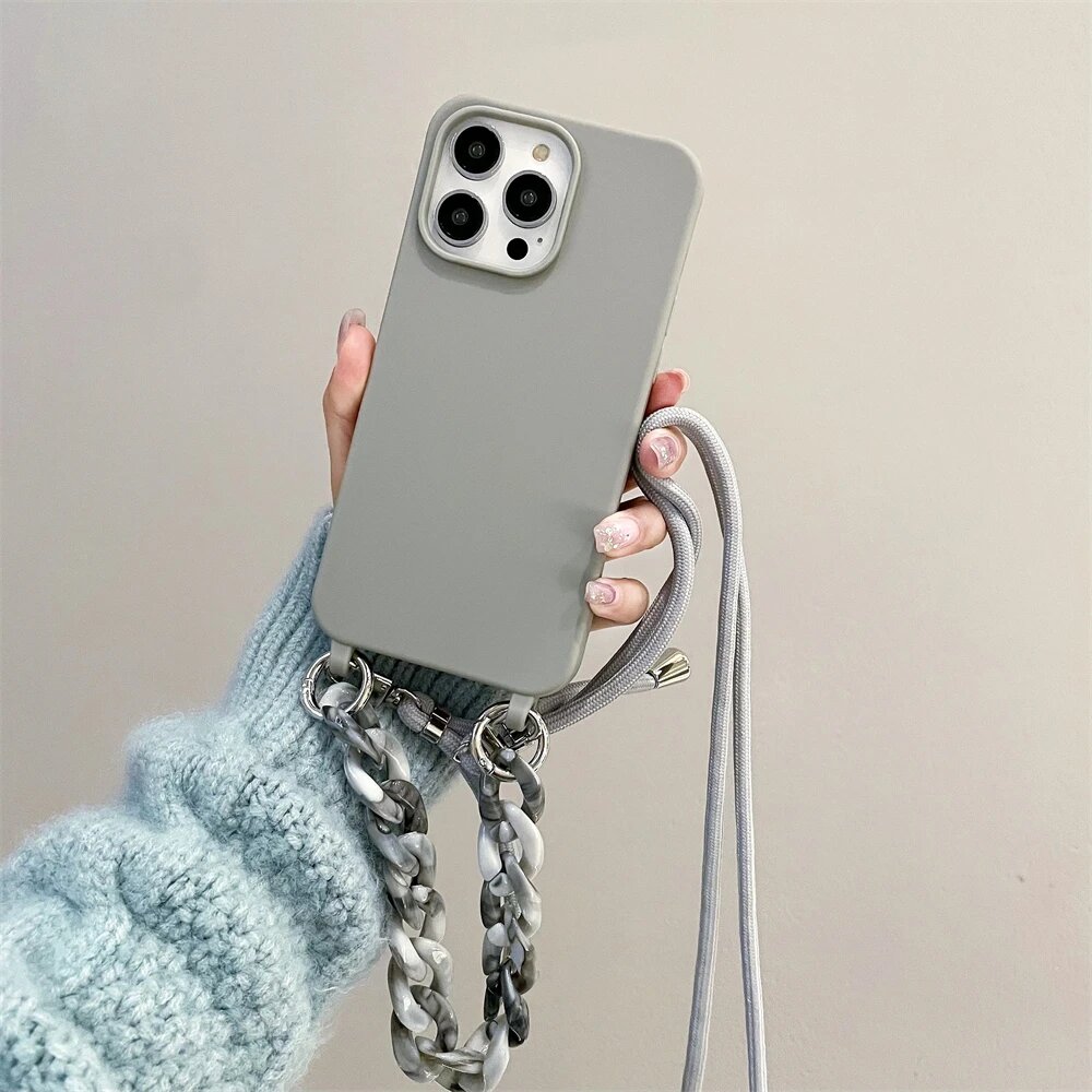 Чехол для телефона с ремешком через плечо для iPhone 17, 16, 15, 14, 13, 12, 11 Pro XR Max Plus, мягкий силиконовый чехол с акриловой цепочкой