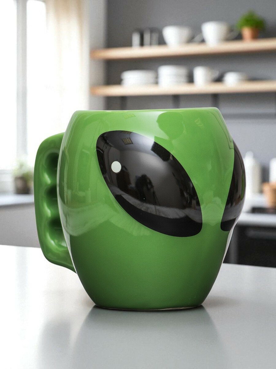 Кружка Инопланетянин Пришелец НЛО 380 мл, зеленый человечек, чашка для чая и кофе, с приколом, мужская, подарочная