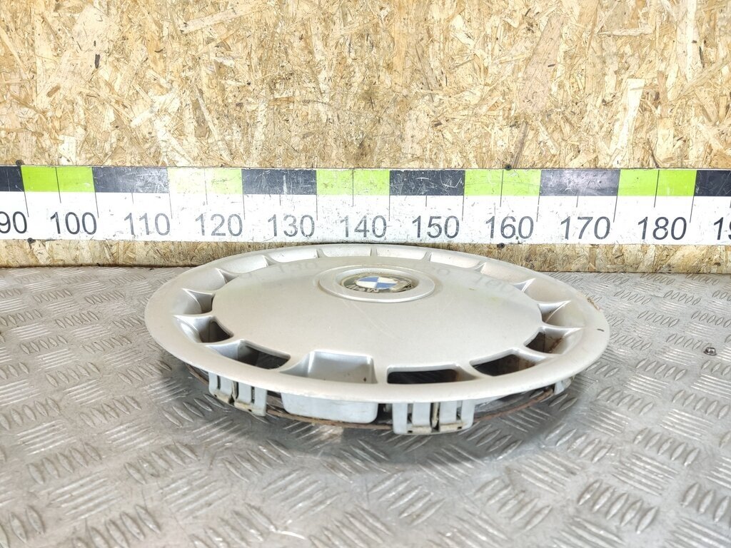 Колпак колеса BMW 5 1988-1995 36131129843