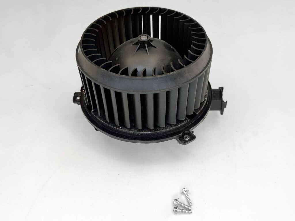 Мотор отопителя для а/м УАЗ Патриот рестайлинг с 2017 года