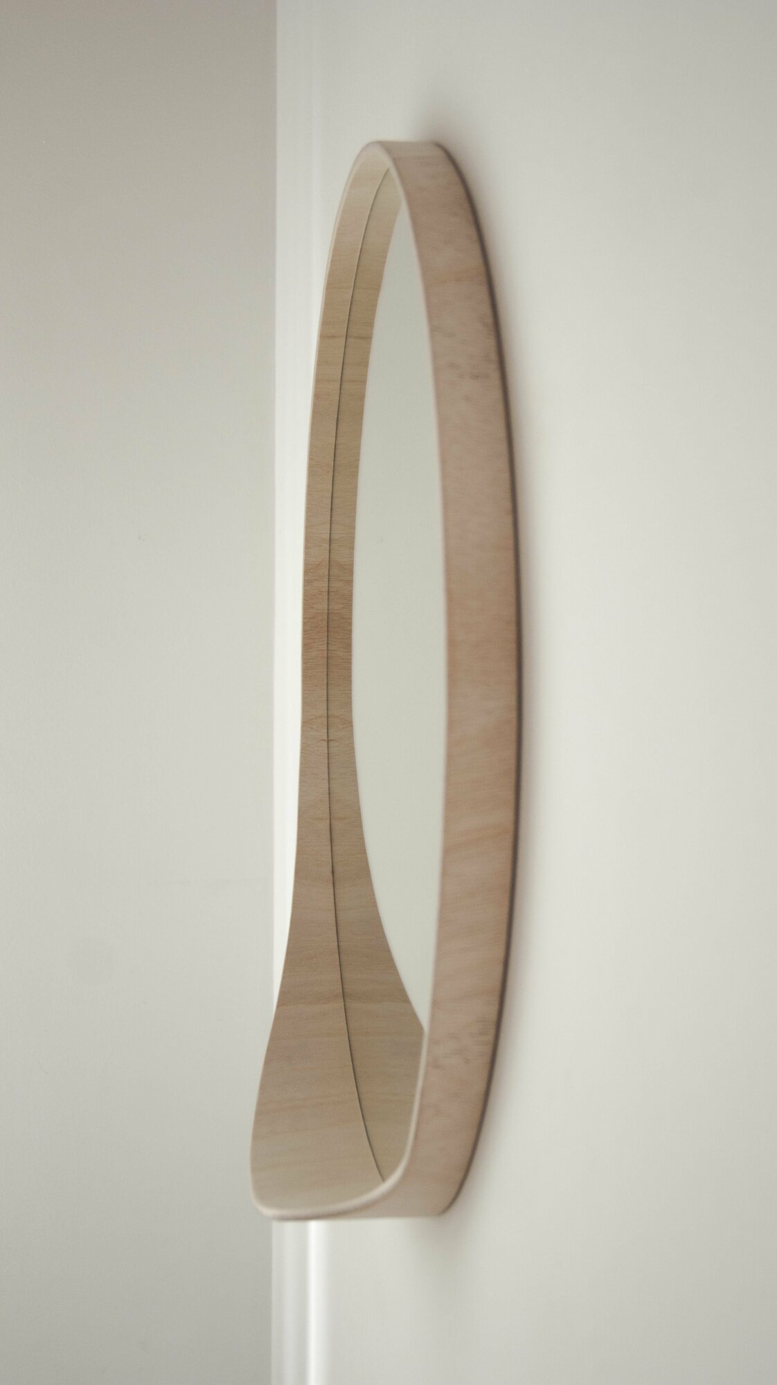 Зеркало круглое настенное интерьерное 60 см, зеркало в ванную, интерьерное зеркало в деревянной раме