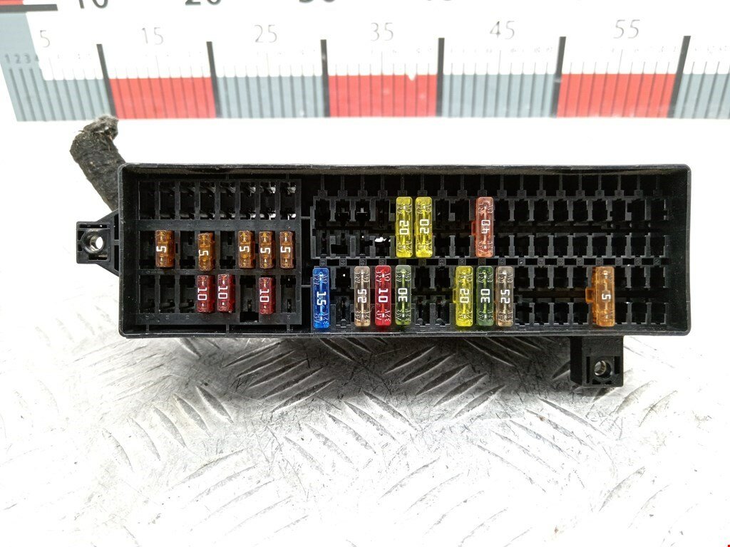 Блок предохранителей Volkswagen Touran 1 1K0937125A арт. 1962630