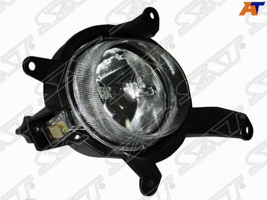 SAT ST-223-20S1R Фара противотуманная (Справа) Kia Spectra 00-11