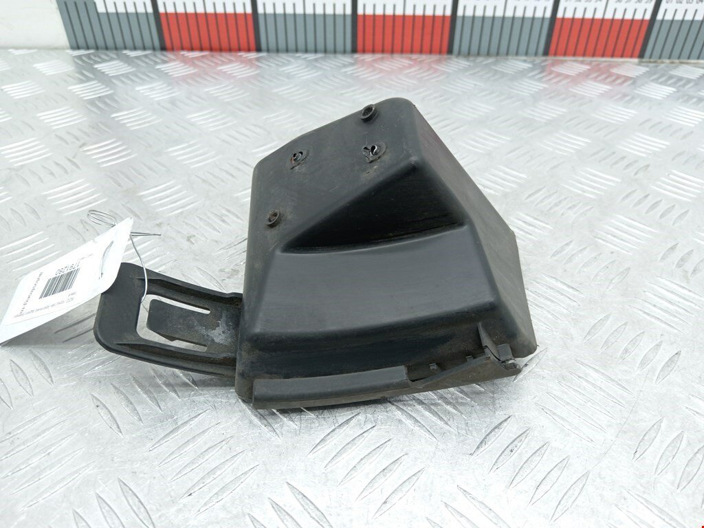 Кронштейн (крепление) заднего бампера левый Ford C-MAX 2 AM5117A882AB арт. 1791280