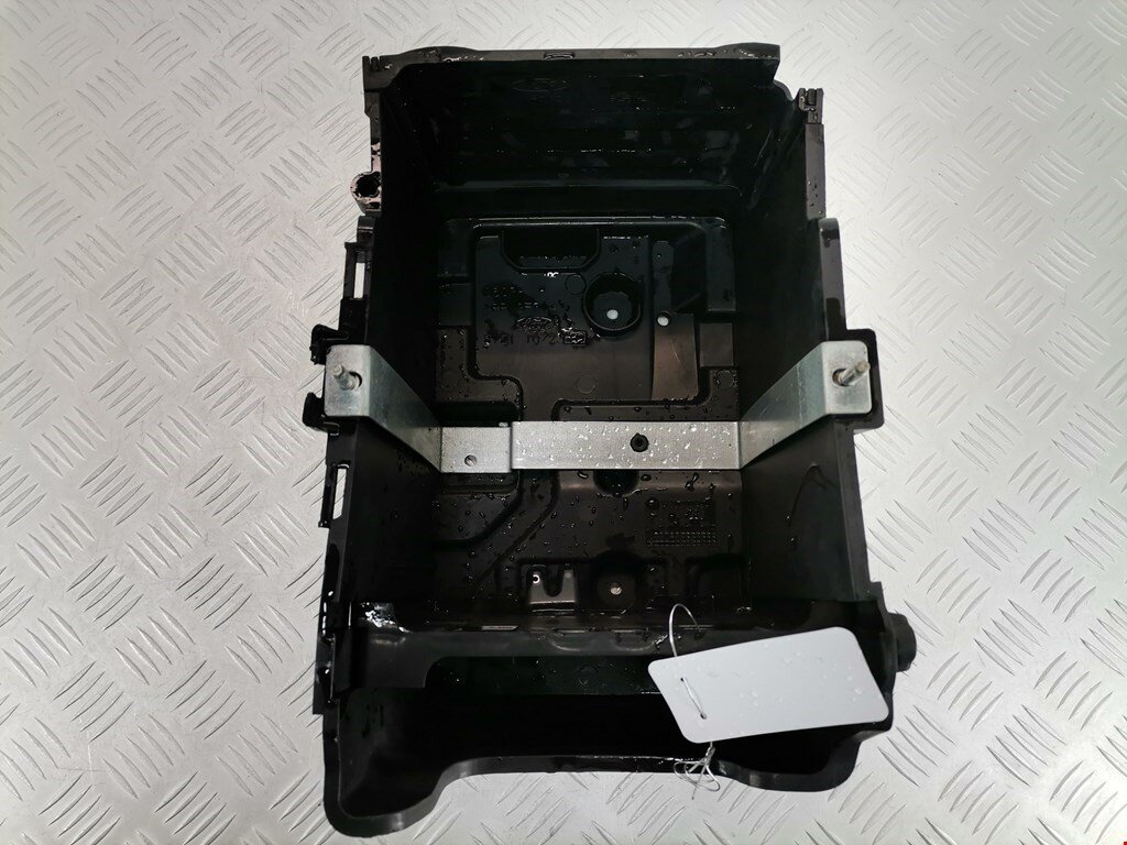 Крепление (корпус) аккумулятора Ford Fiesta 6 1714442 арт. 1424682