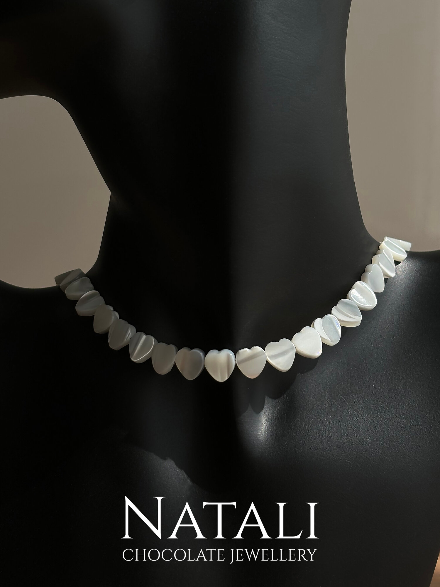 Чокер, перламутр