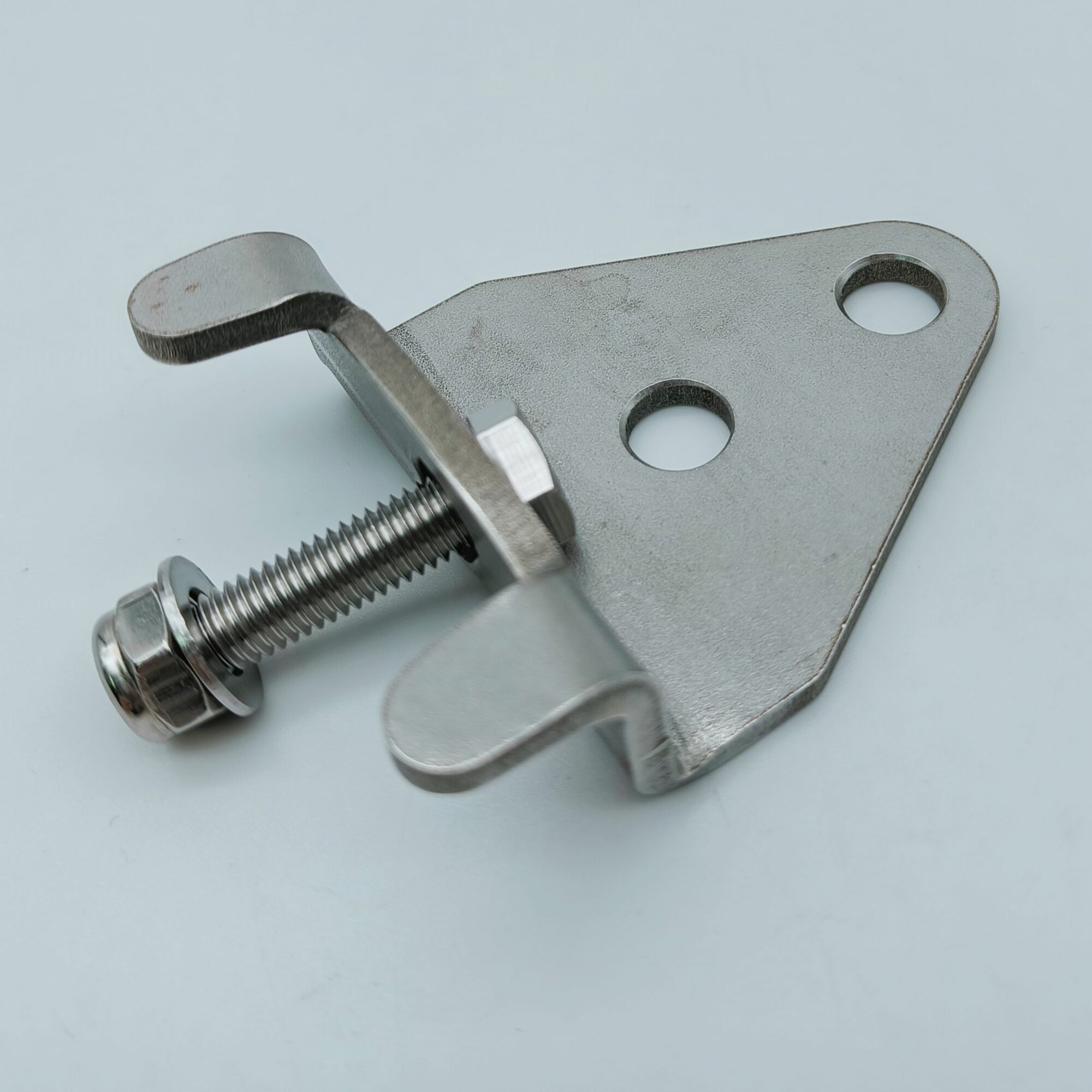 Проушина кронштейн ДУ для крепления рулевой тяги к подвесному лодочному мотору Yamaha, пластина креп