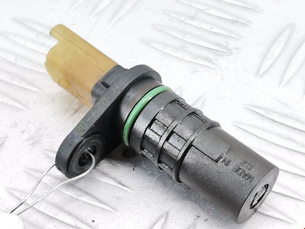 Датчик коленвала Renault Koleos 8200668500 арт. 1786950