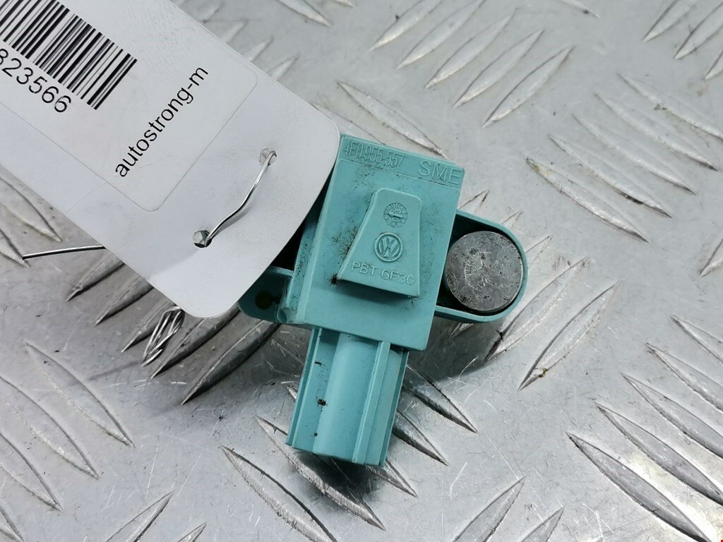 Датчик удара Audi A6 C6 4F0955557A арт. 1823566