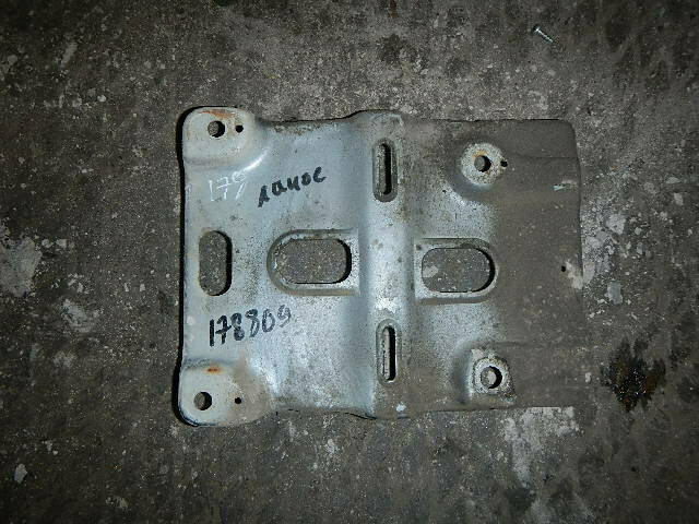 Б/У Крепление АКБ (корпус/подставка), Chevrolet (Шевроле)-LANOS (04-) CHEVROLET LANOS (04-09) 178809 GENERAL MOTORS арт...