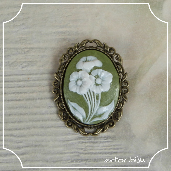 Брошь, камея