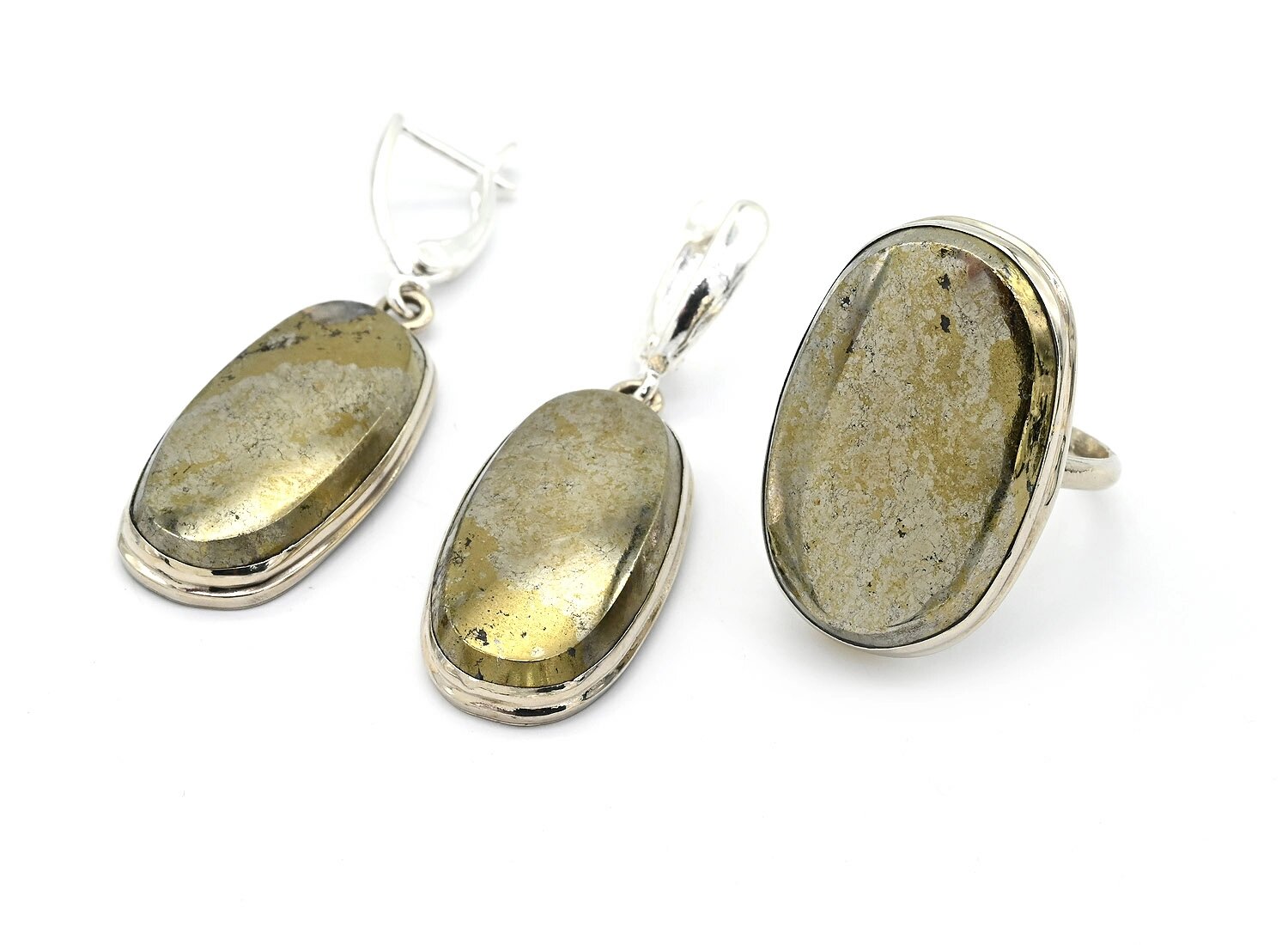 Комплект бижутерии, пирит