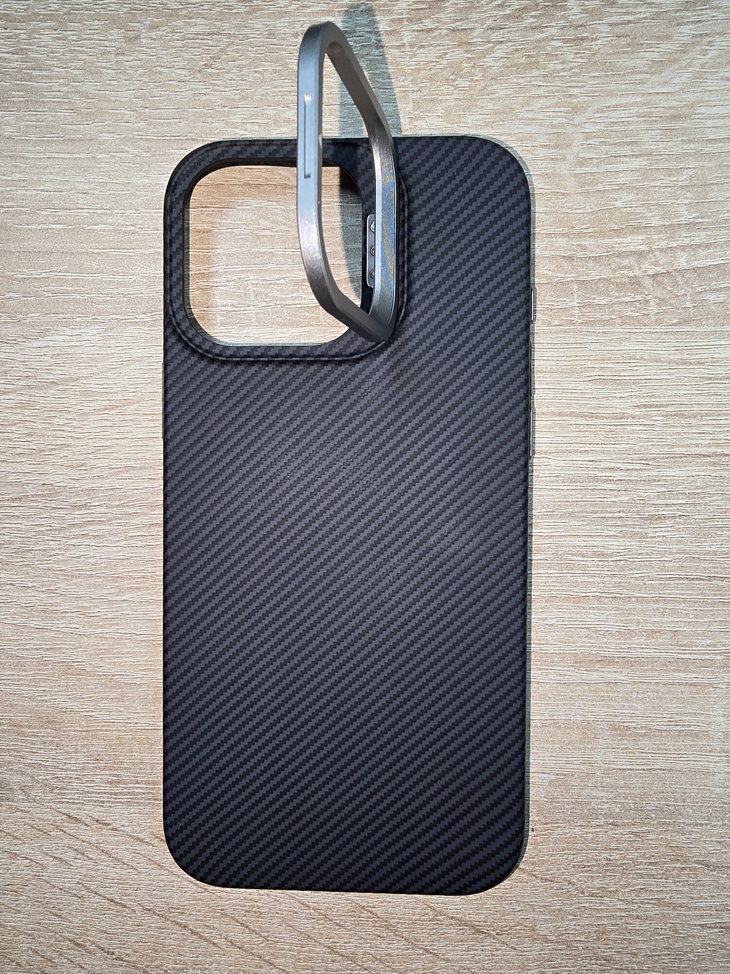 Чехол для iPhone 16 Pro Max 6.9", SkyArmor Black Keivlar Case, С магнитным кольцом и подставкой у камеры, Черный
